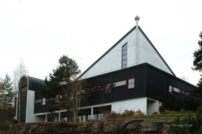 Fjell Church | Religiana